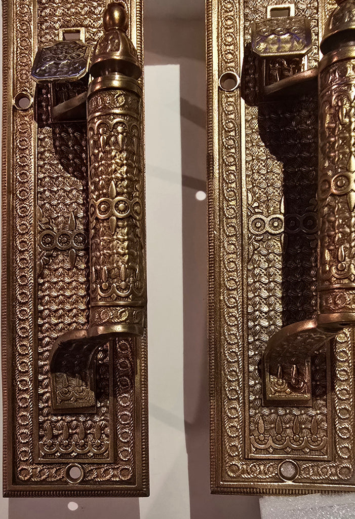 Late 1800s Reading Hardware Co. Cast Bronze Thumb Paddle Set with Orig ...