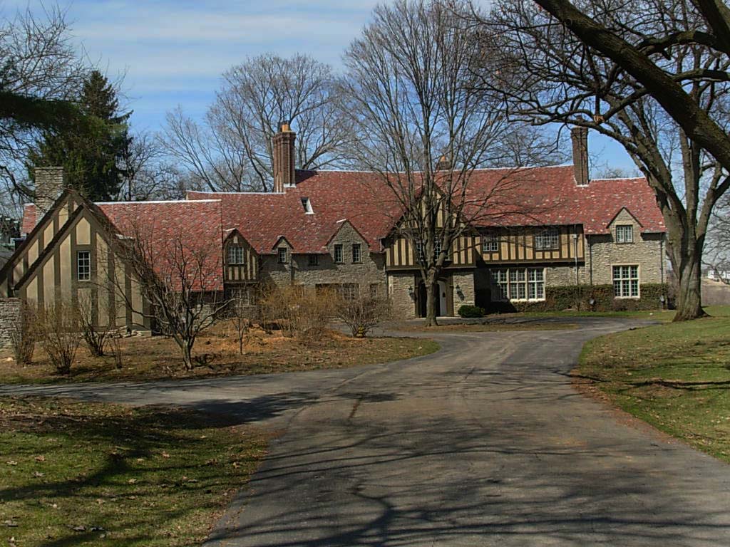 Spectacular 1926 36 ft Long Curved Limestone Railing with Large Cap ...