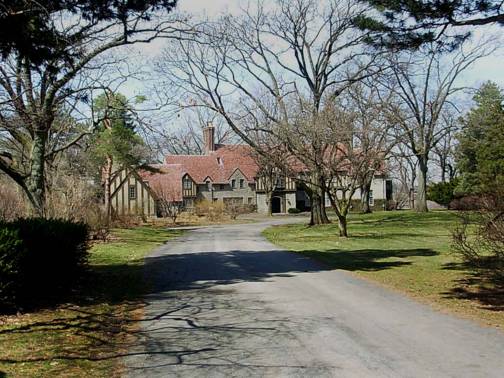 Spectacular 1926 36 ft Long Curved Limestone Railing with Large Cap ...