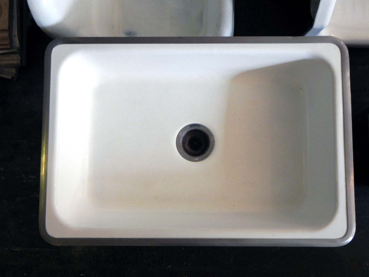 Antique Vintage Kitchen & Laundry Sinks – Toledo Architectural ...