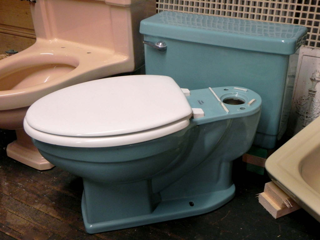 Large Assortment of Vintage Toilets – Toledo Architectural Artifacts, Inc